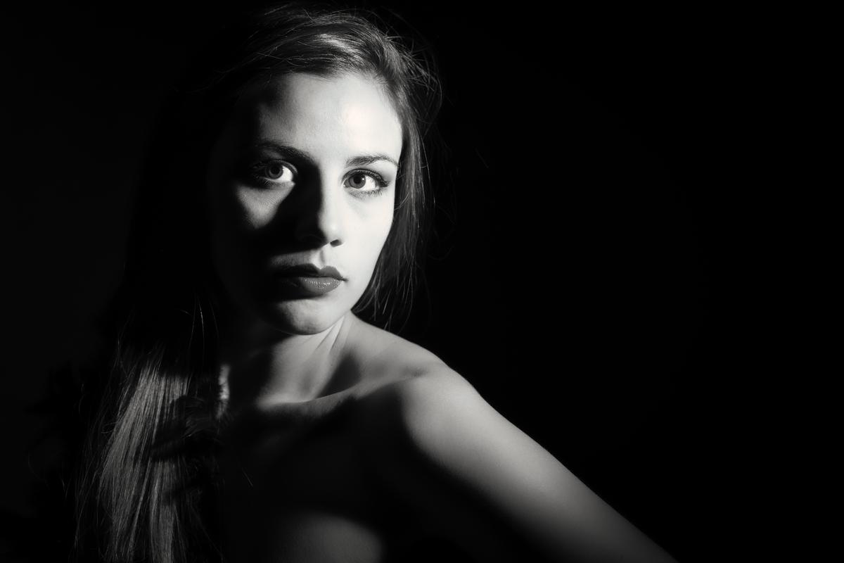 Portrait Lighting Setup Demystified: A Masterclass in Portrait Photography